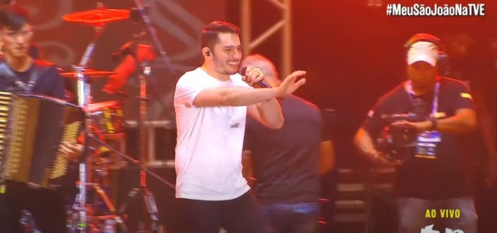 Após abertura de Zelito Miranda, Jonas Esticado conduz quarto dia de ...