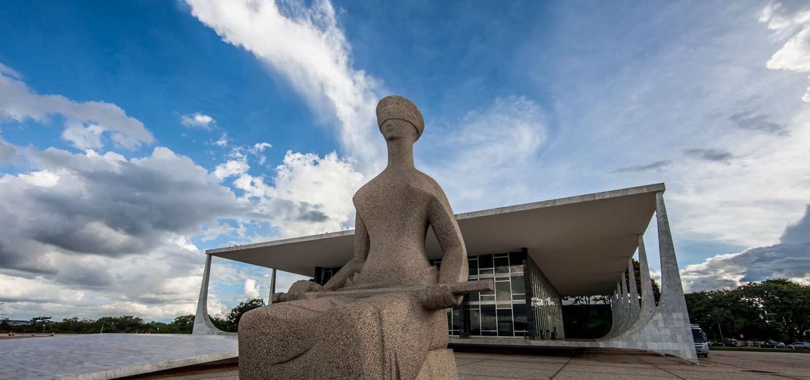 Supremo cassa decisão do TJ-BA que determinava corte de energia da SAEB ... Supremo cassa decisão do TJ-BA que determinava corte de energia da SAEB ...