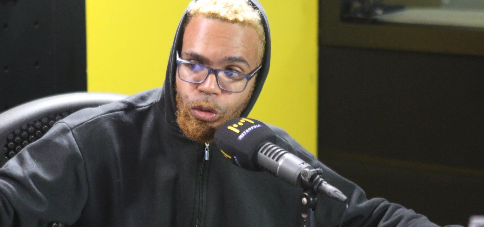 Rapper Hiran relata homofobia no rap e diz ter sido rejeitado pela cena ...