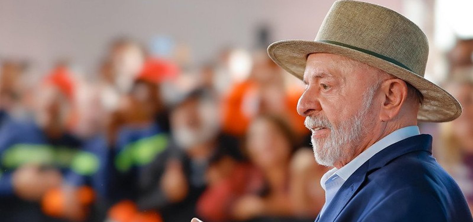 "A mulher tem dupla jornada", diz Lula ao defender fim da escala 6x1 ...